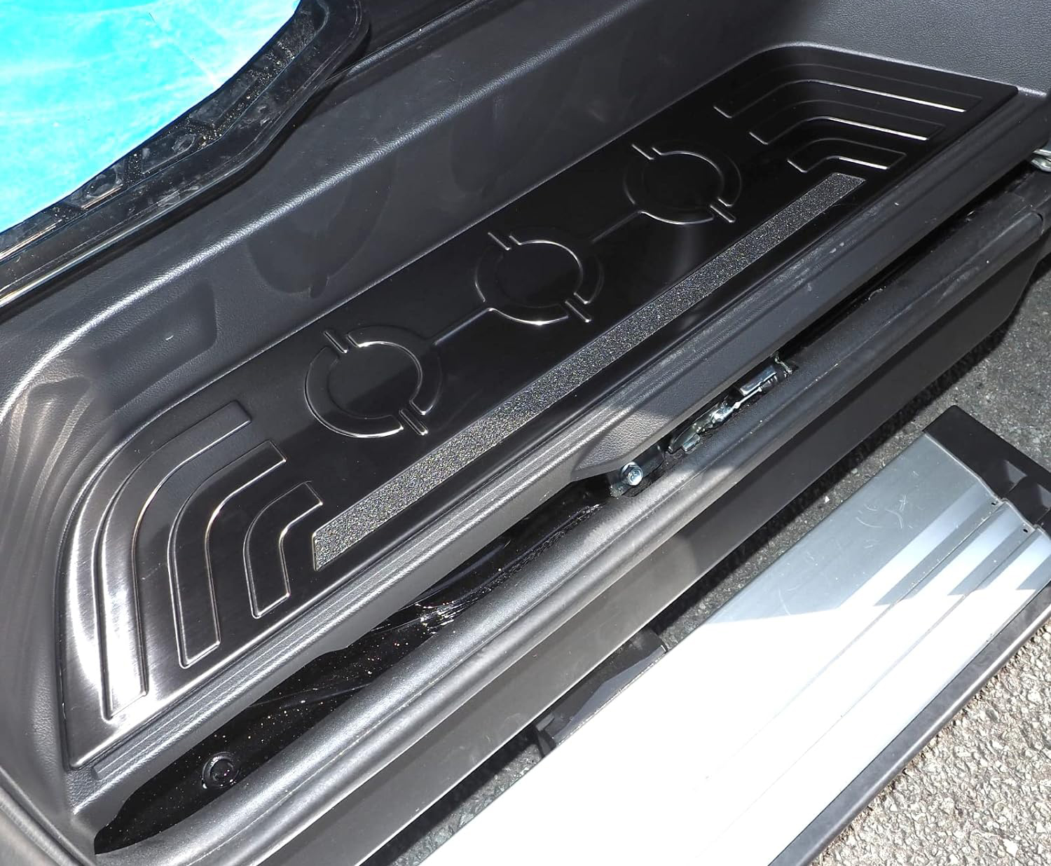 デリカD:5のサイドステップガードの選び方とおすすめ3選！傷汚れから保護！ドレスアップ効果！ | hattablog