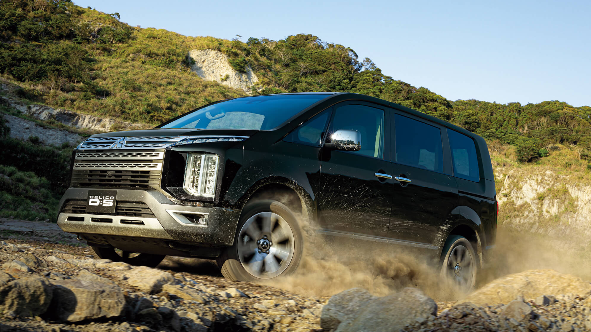 デリカD:5の16インチタイヤの選び方とおすすめ4選！オンオフ走破性、パフォーマンス向上！ | hattablog